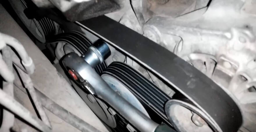 Замена ремня генератора Тойота Камри XV40. Фото, инструкция как ...